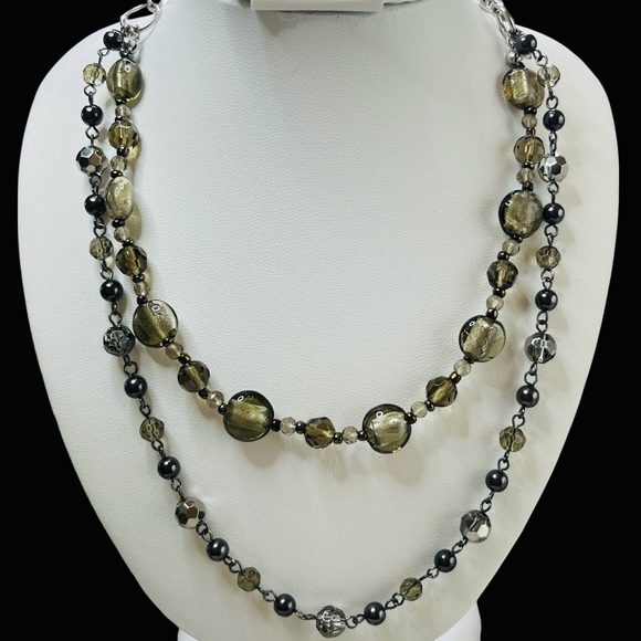 Cookie Lee | Jewelry | Cookie Lee Elegant Black Clear And Silver Tone ...